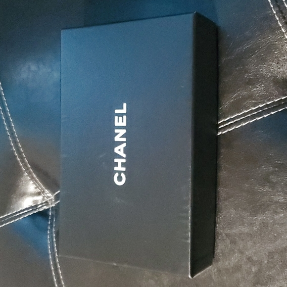 CHANEL | Other | Authentic Chanel Box Dimension 8x5x2 | Poshmark
